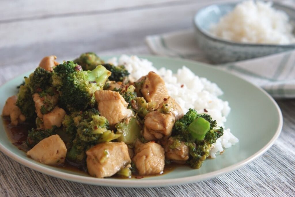 Instant Pot Chicken & Broccoli - A Pressure Cooker Kitchen